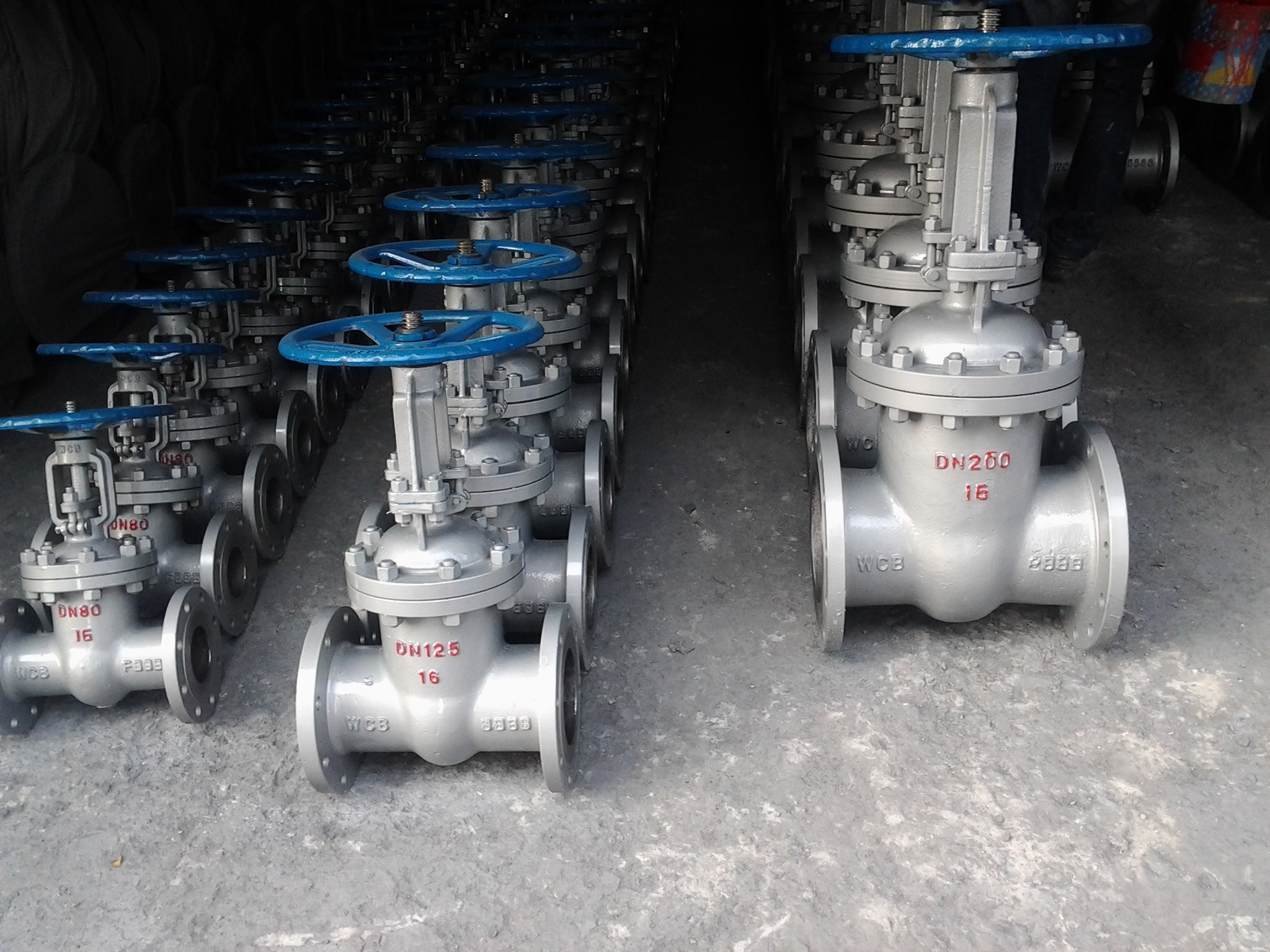 Cast steel Gate Valve 10" ( DN 250, PN 25 ) with Bolted Bonnet and Hand ...